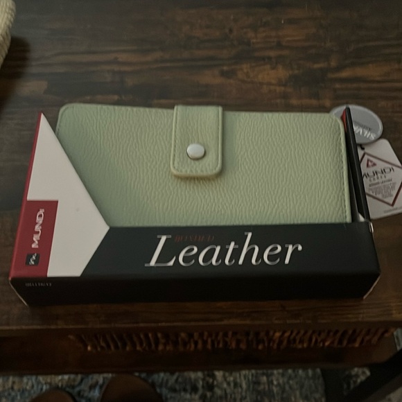 mundi | Bags | Nwt Sage Leather Mundi Wallet | Poshmark